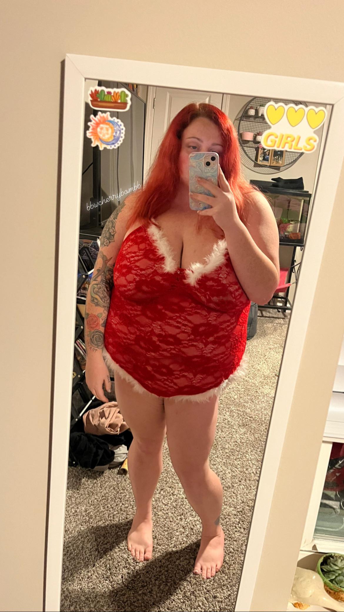 hoe hoe hoe💋 | Scrolller