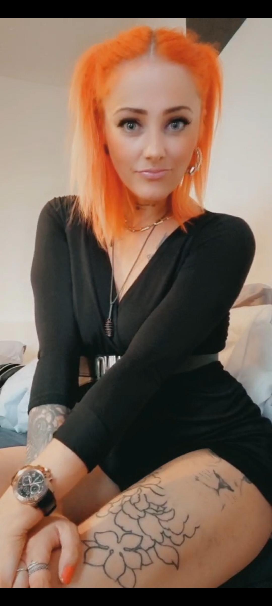 hope everyone's having a naughty weekend 😜 😘 | Scrolller