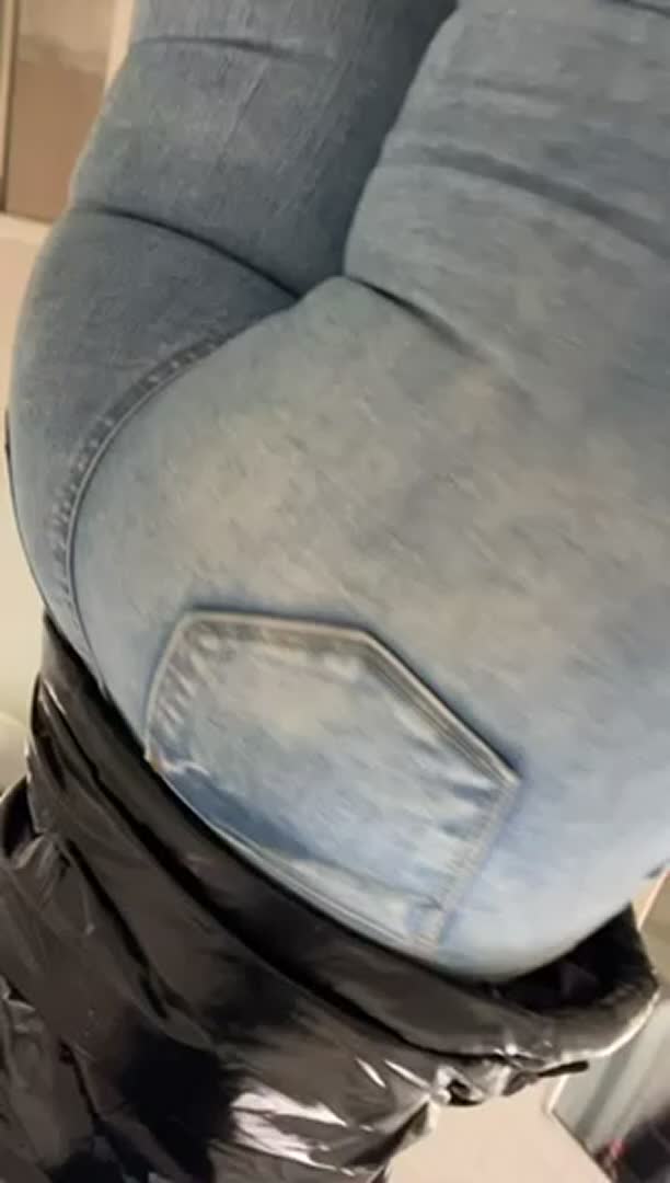 Hope you like my thick cheeks | Scrolller