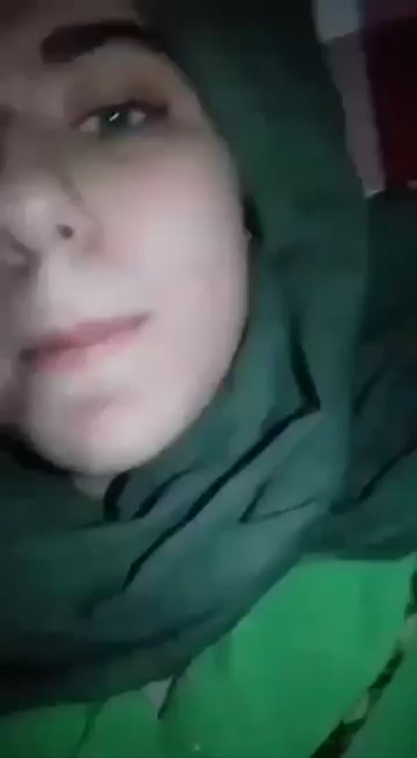 Horny Hijabi Dildo Orgasm | Scrolller
