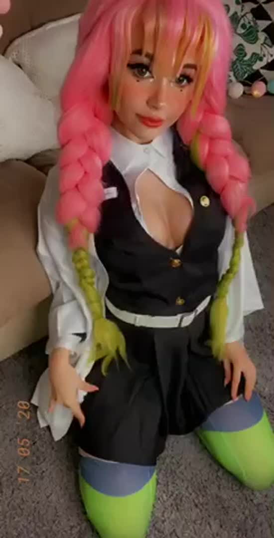 Hot Mitsuri | Scrolller