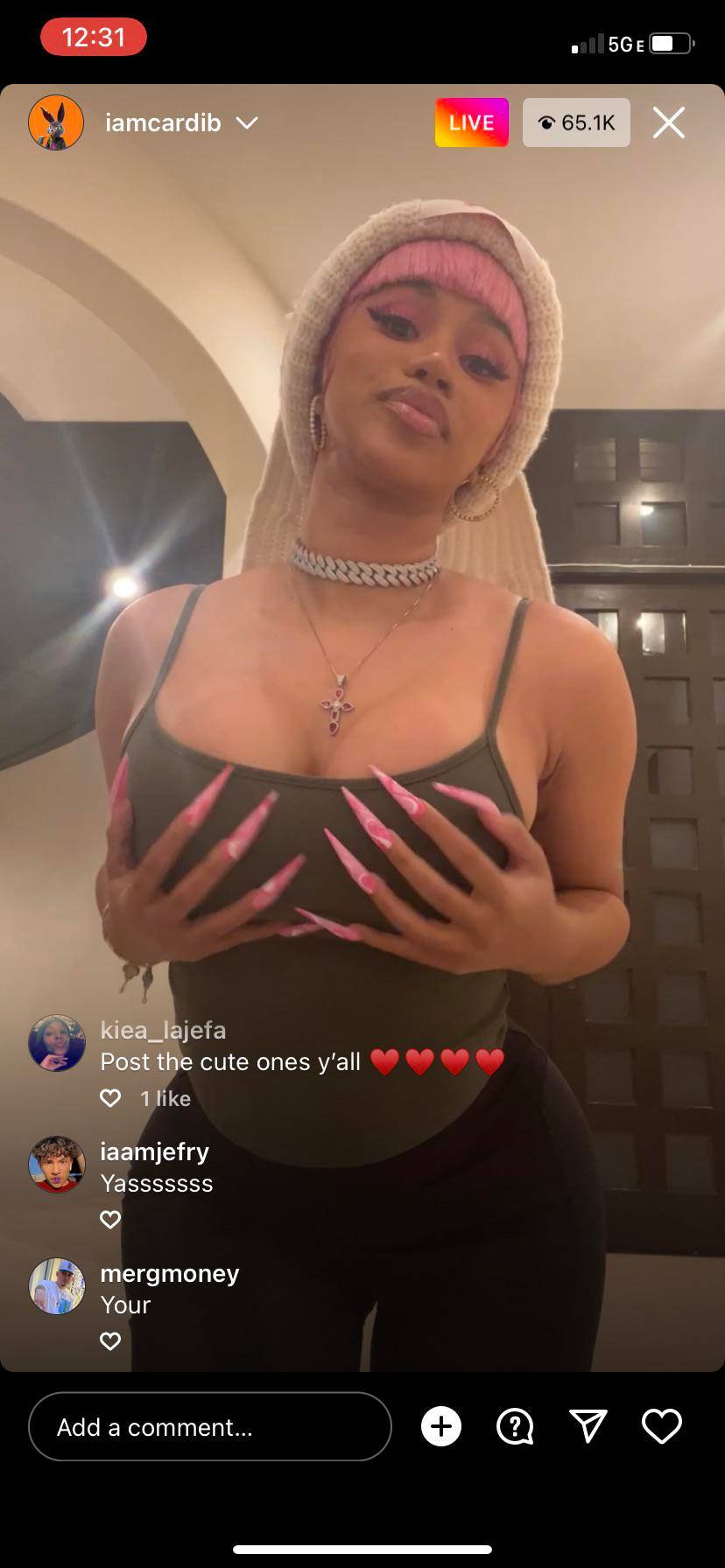 Hot thot | Scrolller