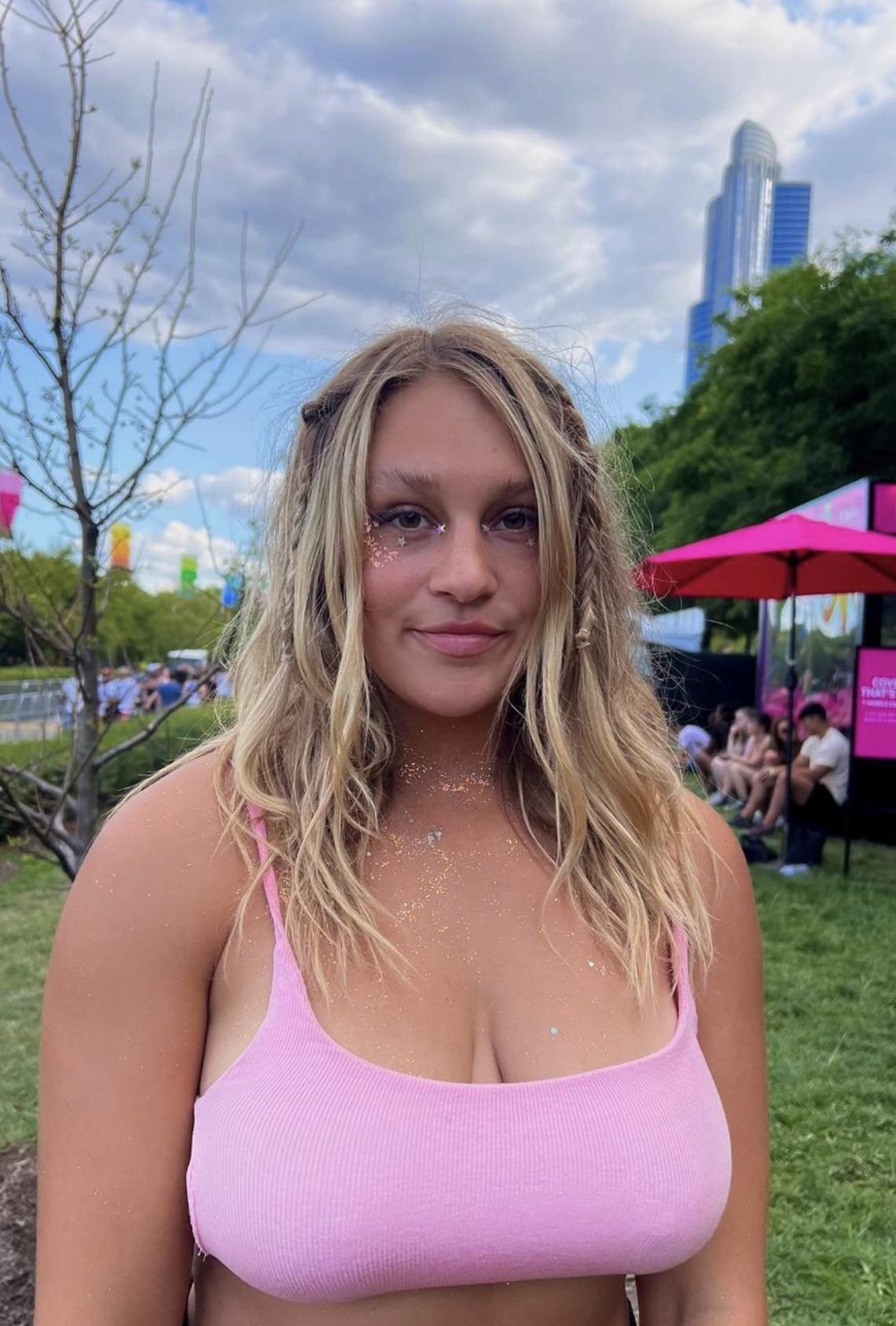 Hottie pink | Scrolller