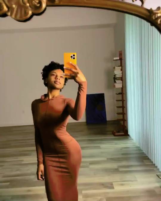 How is my Cocoa body? 🖤 | Scrolller