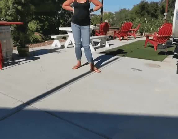 How she walks up to me and my buddies (42f) "flashes" | Scrolller