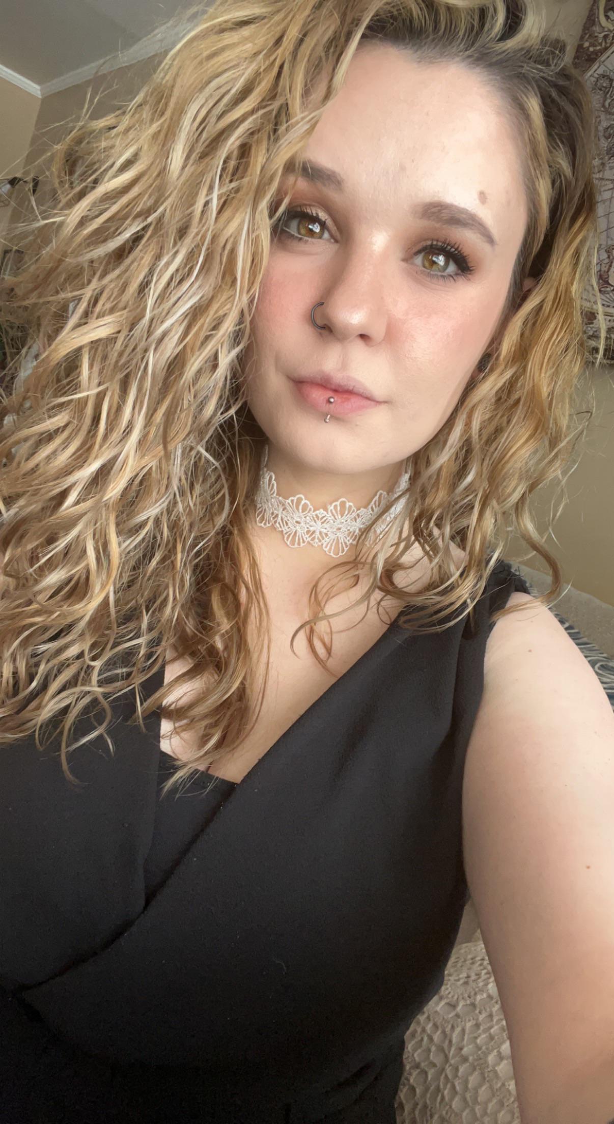 Hump day vibes🤘🏻 | Scrolller