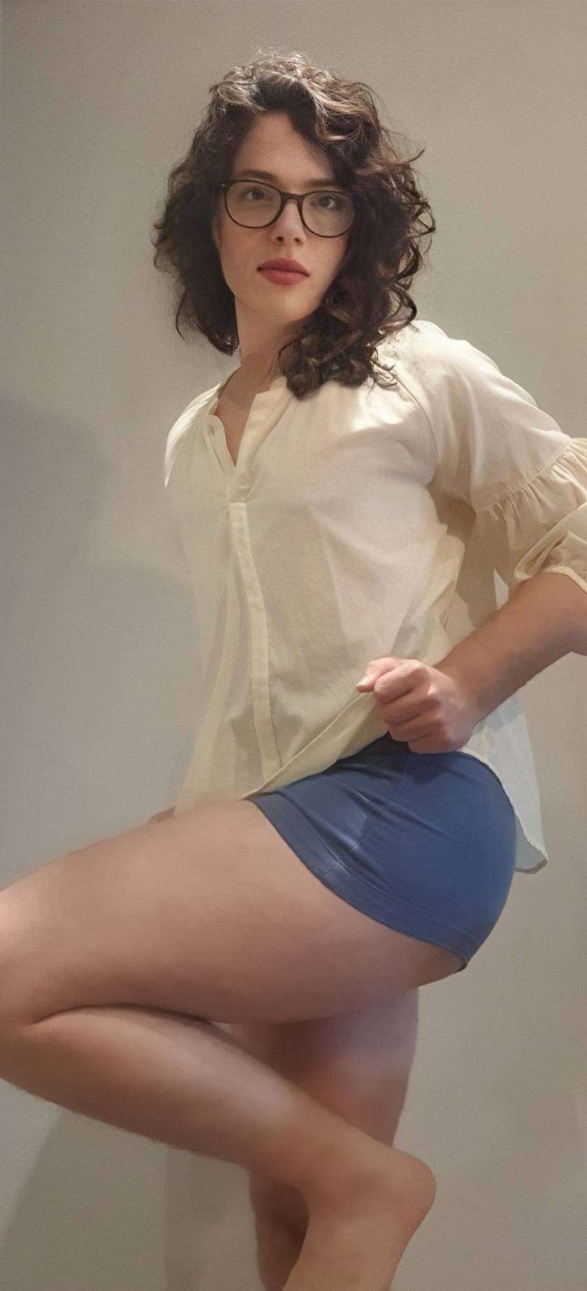 I am shy today .... | Scrolller