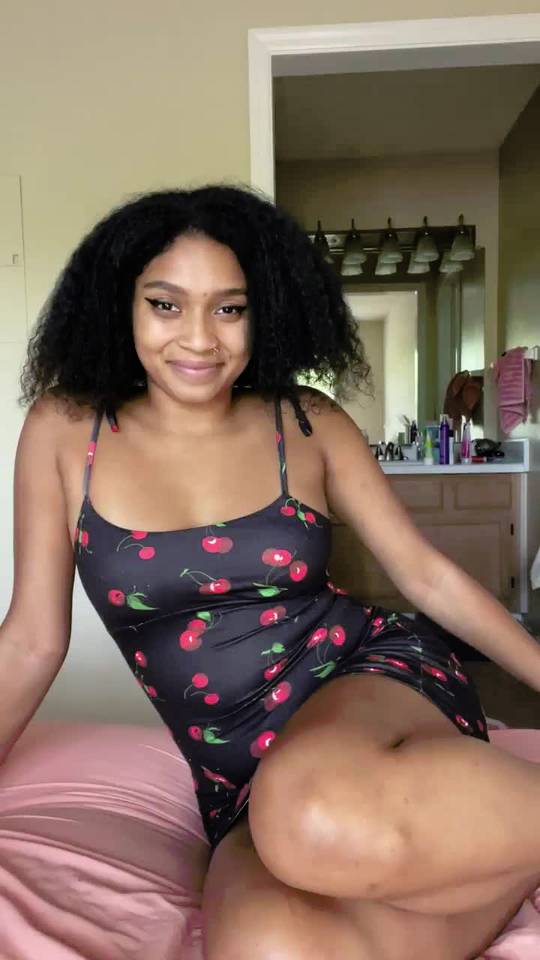 I didn’t wear underwear so you could sneak a peek | Scrolller