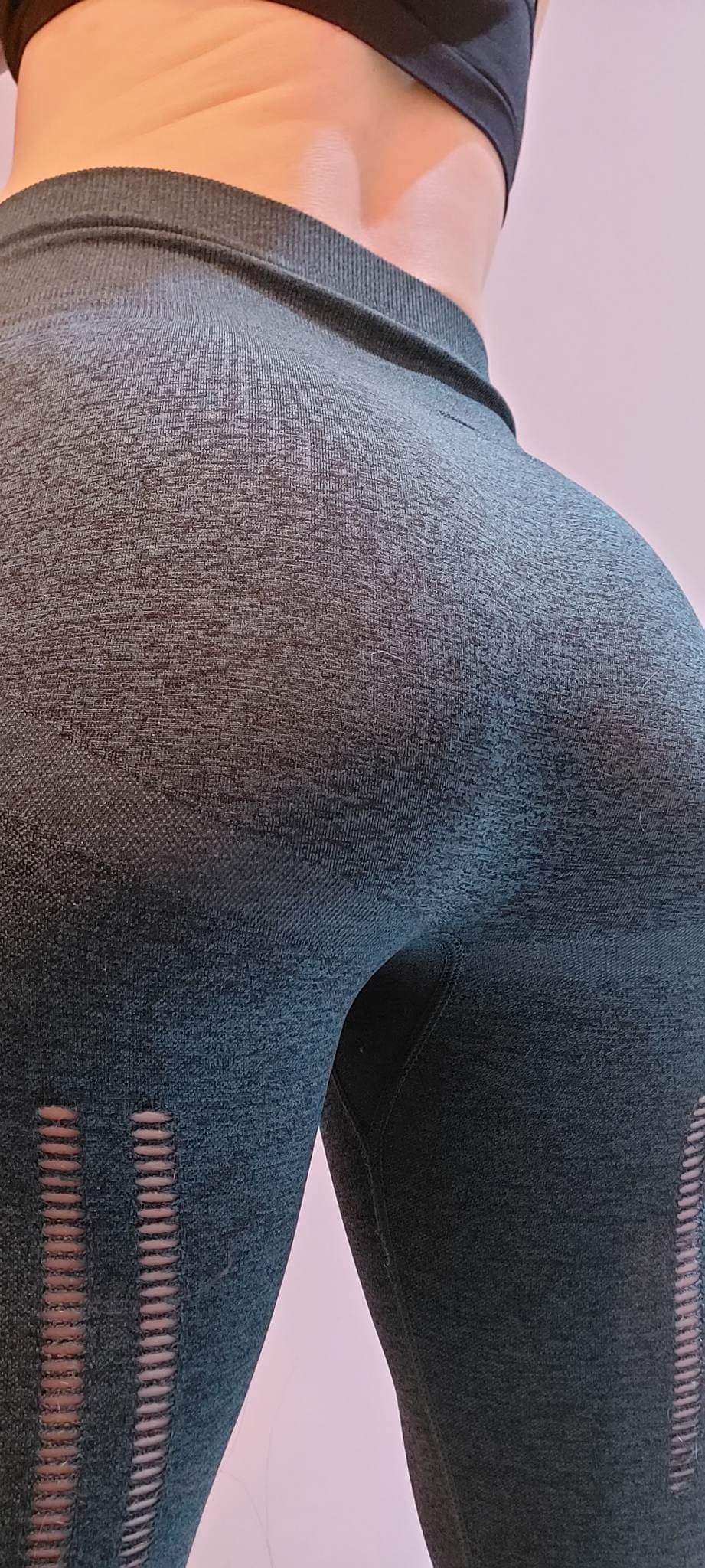 I do squat 😊 | Scrolller