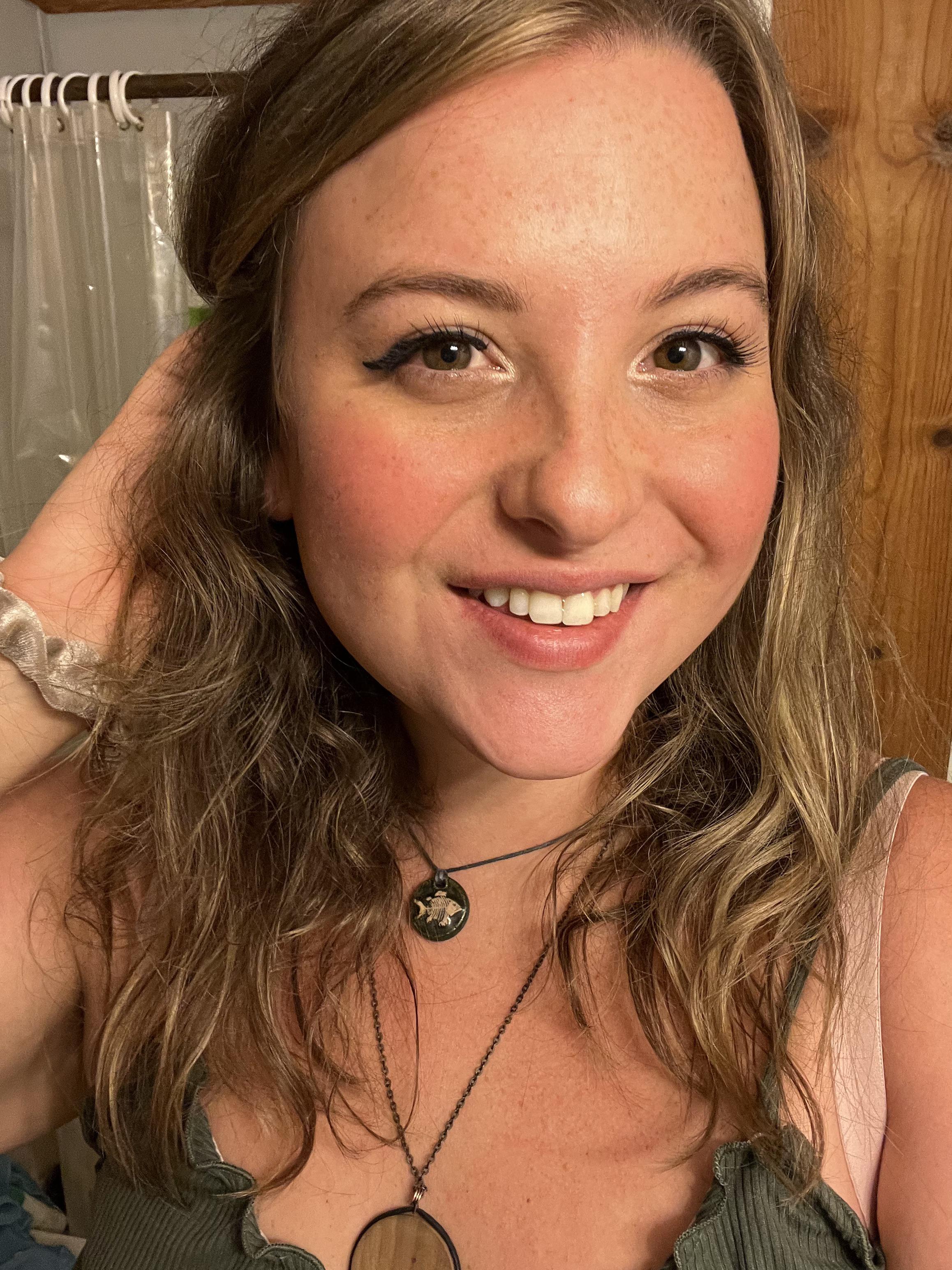 I got complimented several times on my eyes this day, so here’s this. 🫶 | Scrolller