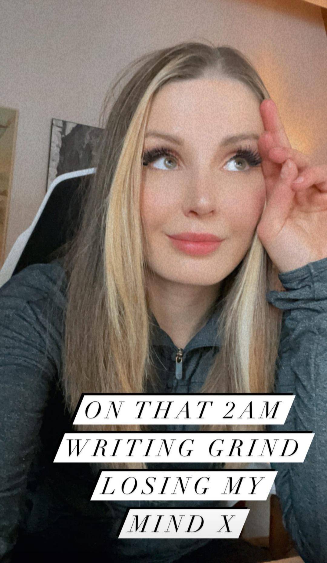 I hope she goes back to being a blonde whore.. | Scrolller