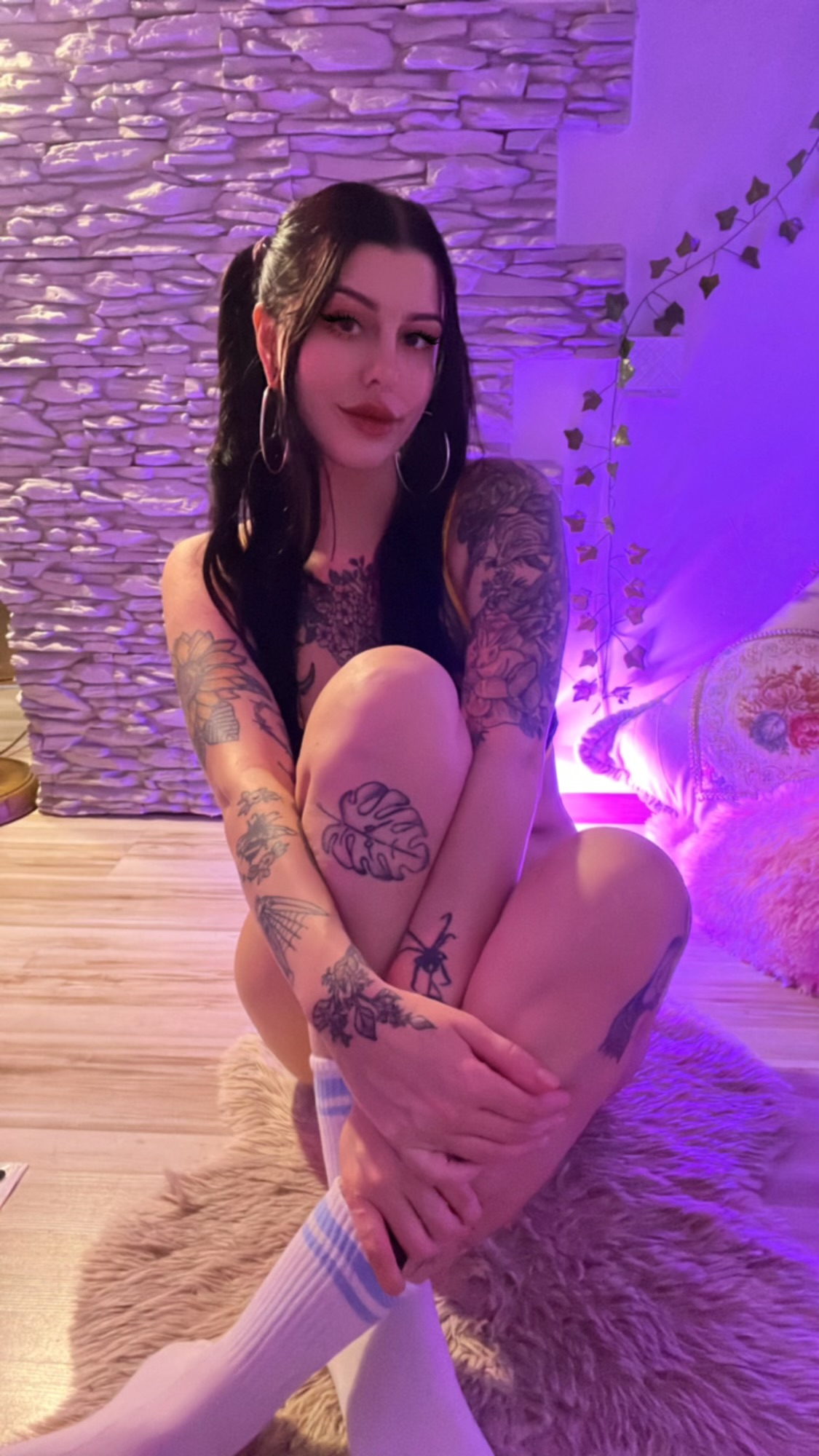 I hope you like small inked girls | Scrolller