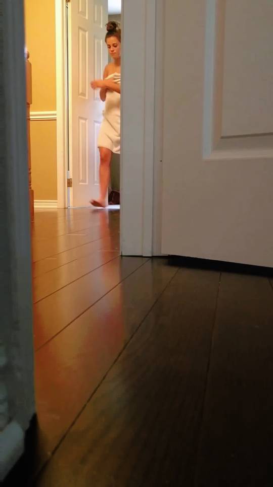 I like to flash my 5"0 body | Scrolller