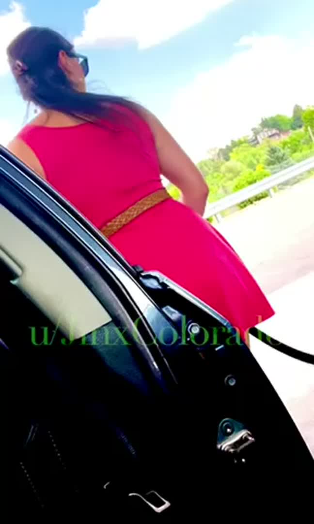 I’ll just pump it myself | Scrolller