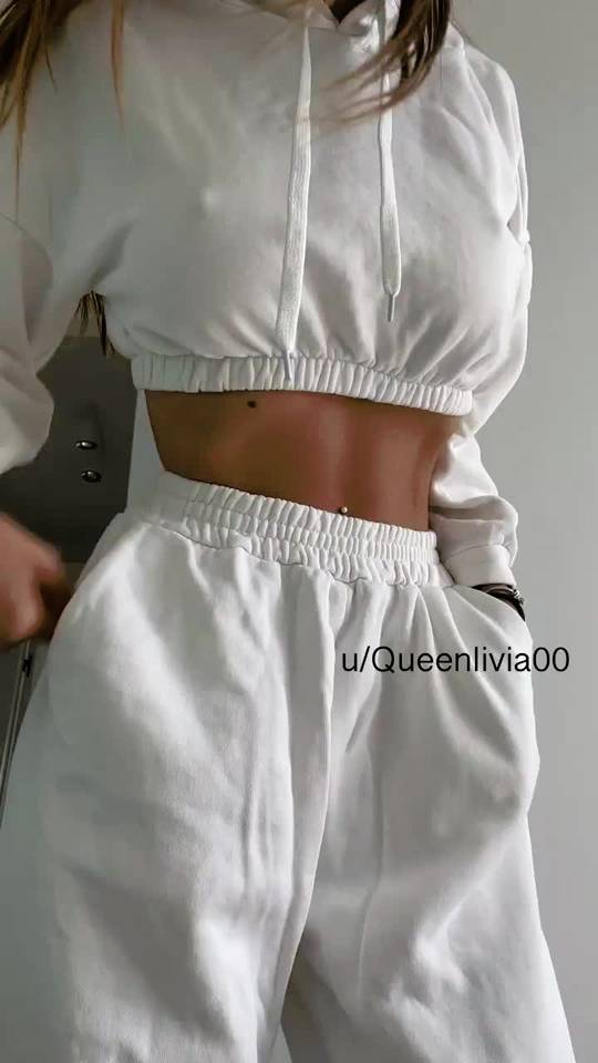 I look really flat until I get undressed | Scrolller