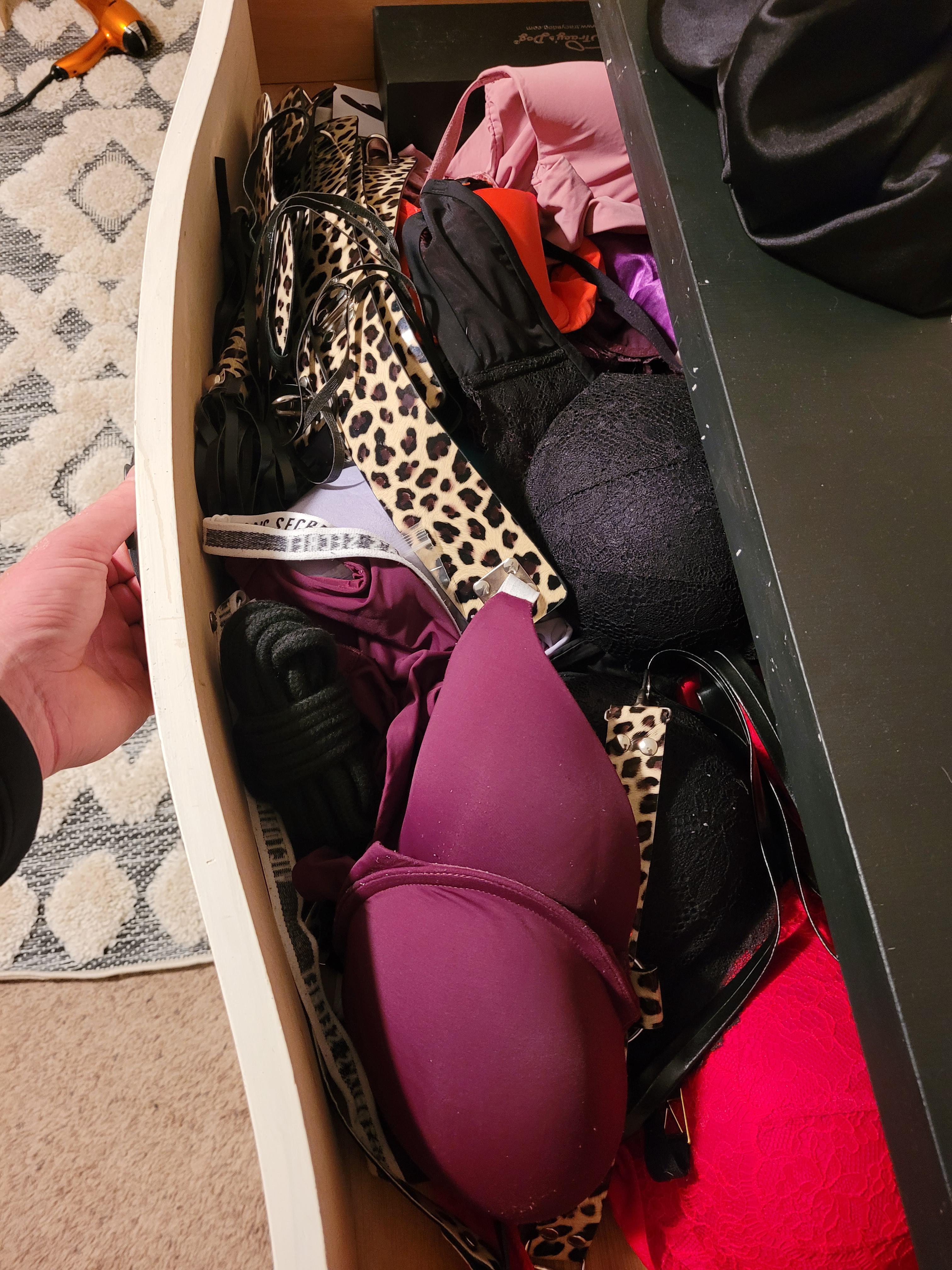 i love getting my roommate bras just enjoy her worn bras 👙 ️ | Scrolller