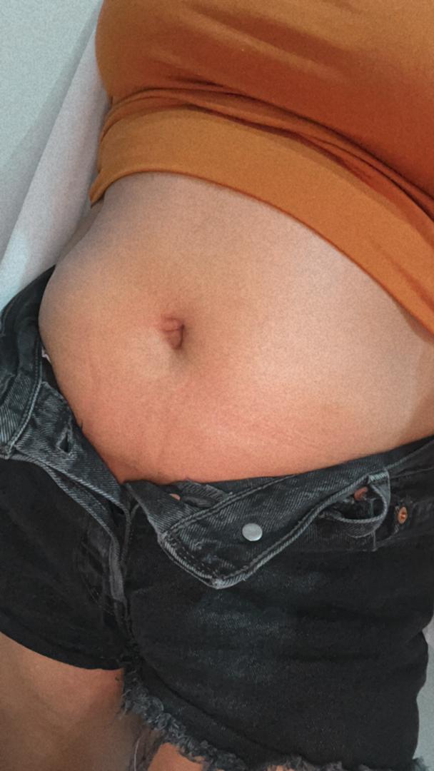 I love my belly but I want to get bigger 🤩 | Scrolller