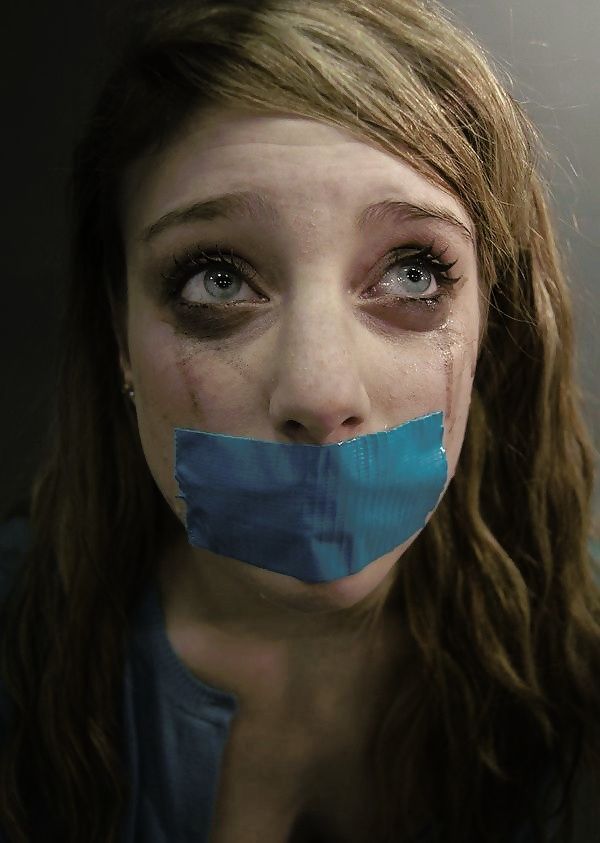 I love that the tape is color coordinated with her outfit | Scrolller