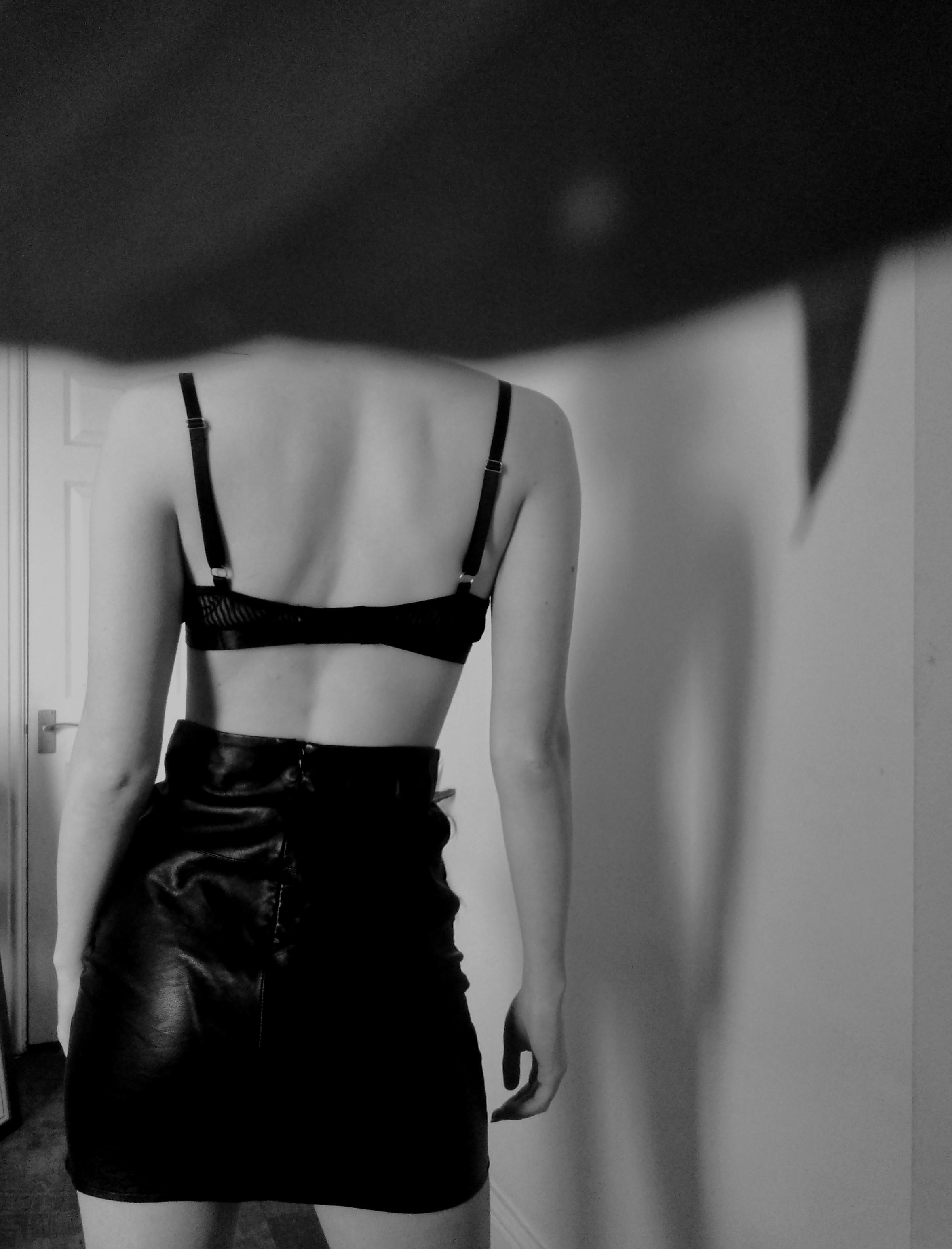 I love the feeling of leather 🖤 | Scrolller