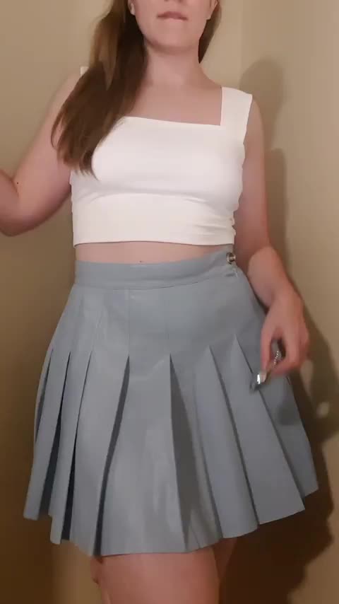 I love using my spit as lube for my plug | Scrolller