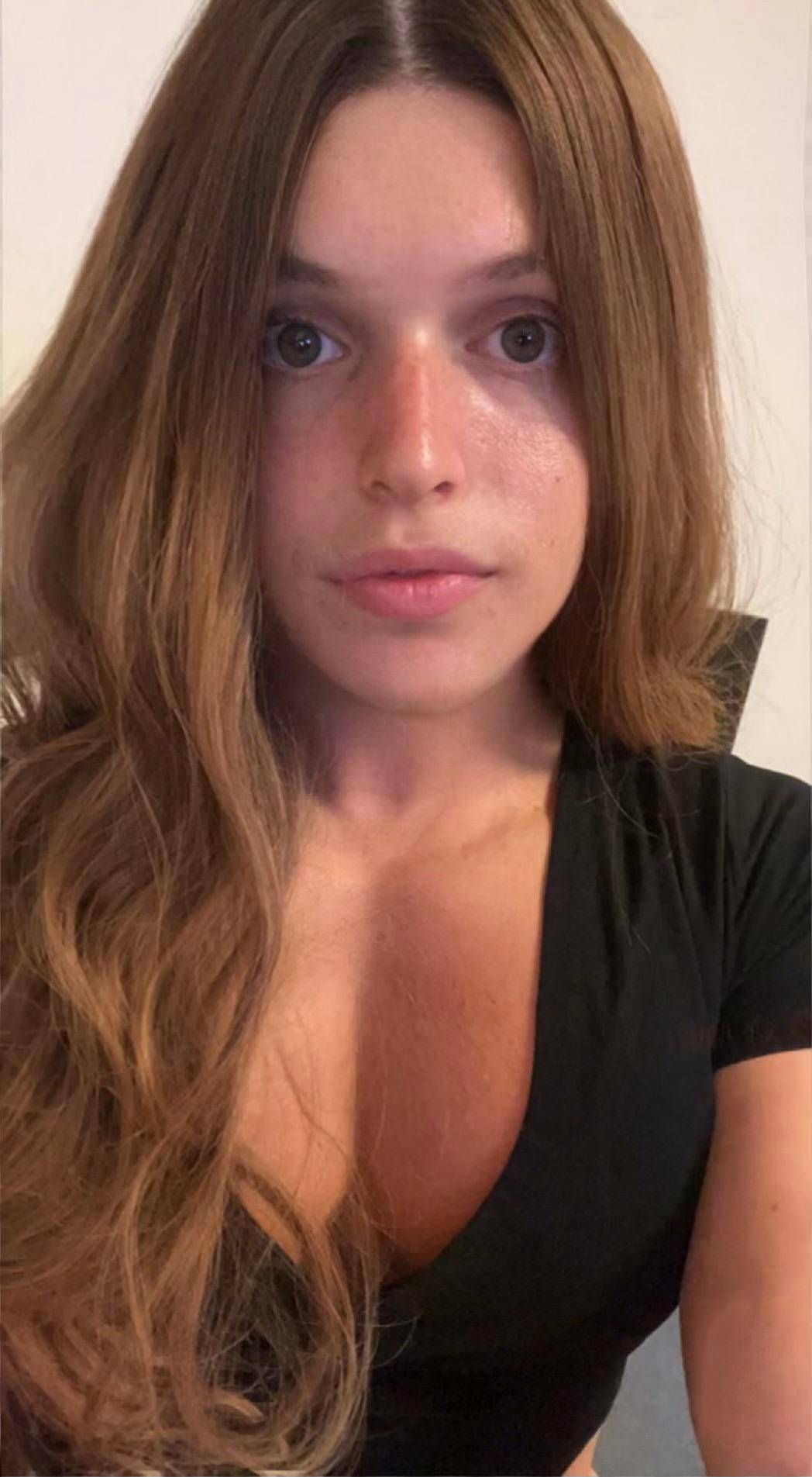 I love when the sun turns my hair ginger, gives me freckles, and turns my brown eyes greenish ...