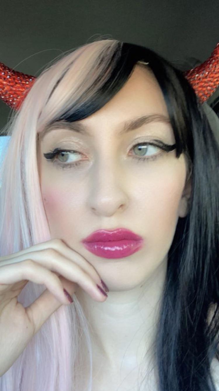 Its The Number One Queen Here To Remind You That Youre Little Cuck Sluts Who Deserve To Get
