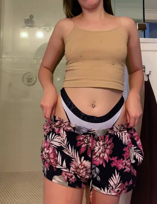 I’m bored working from home, can I strip for you instead? | Scrolller