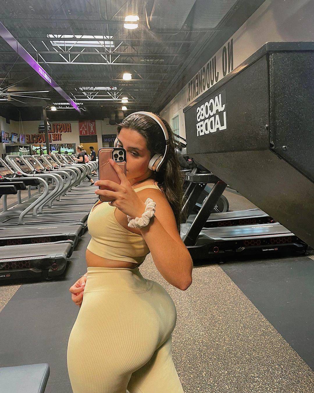 I’m fucking drooling | Scrolller