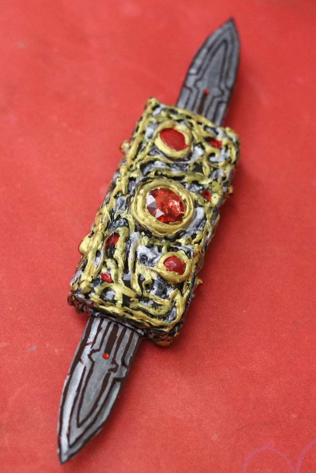 I made Gamora's Switchable Knife with cardboard at home. Hope you like it. | Scrolller