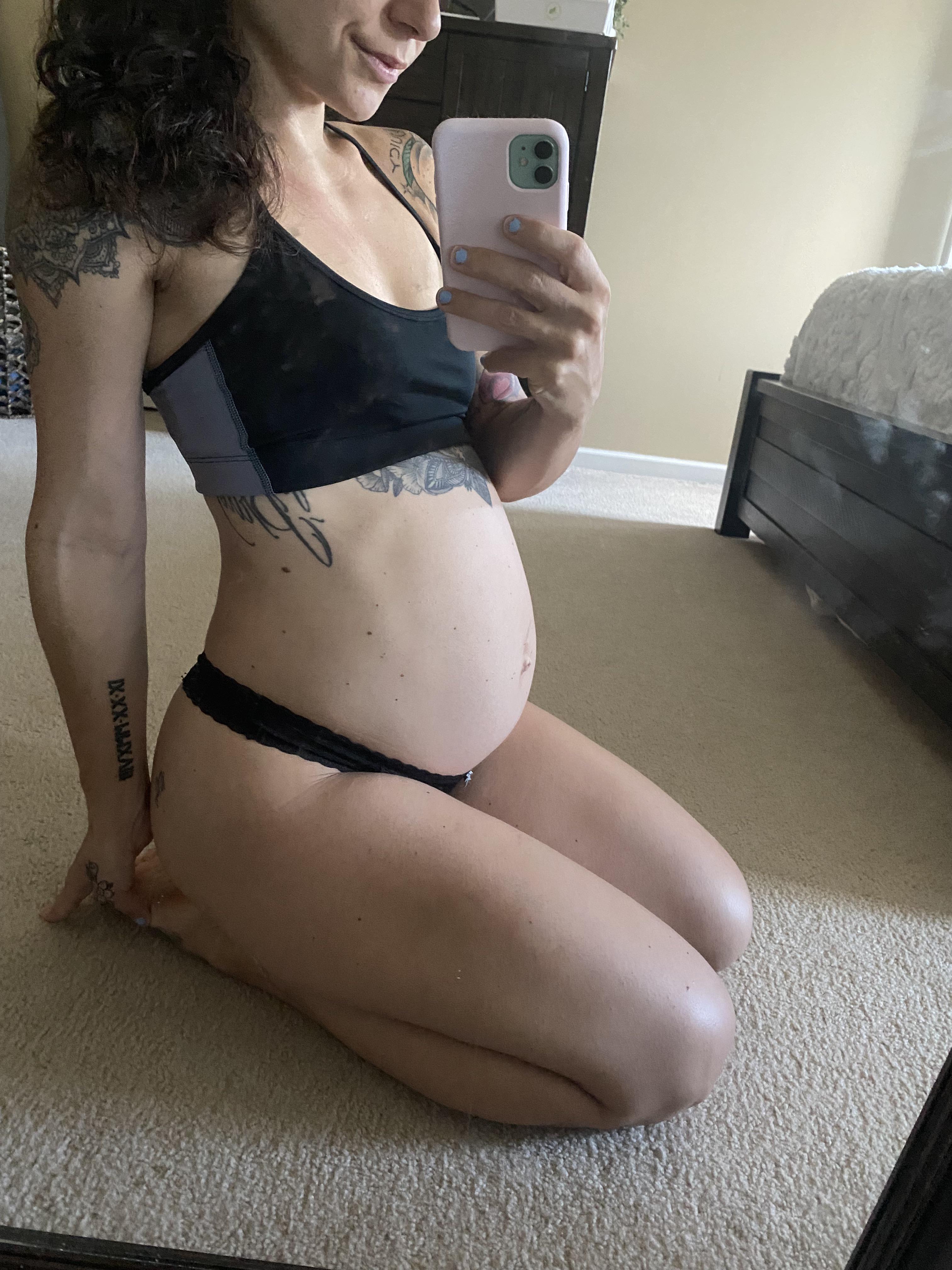 I see a little bump😜 | Scrolller