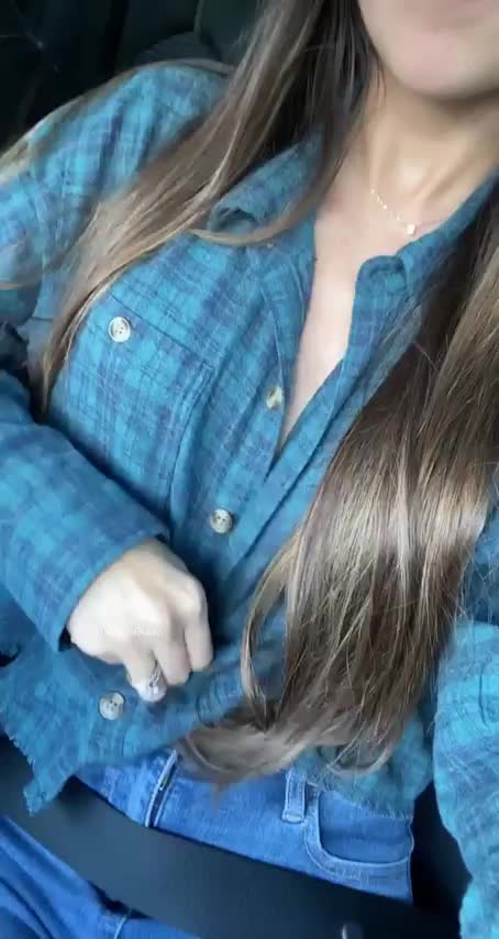 Very talented with just one hand | Scrolller