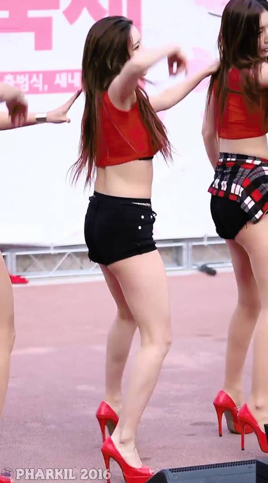 "I want you to cum inside me" [0:14] | Scrolller