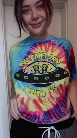 I wish you could feel my soft bouncy titties | Scrolller