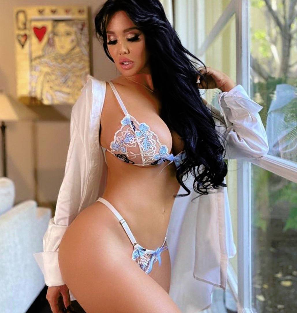 I won me a trophy | Scrolller