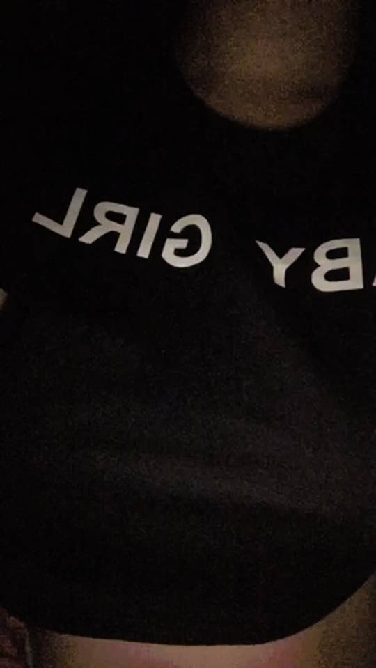 If 420 People Like My Tits Ill Let A Random Guy Cum On My Tits