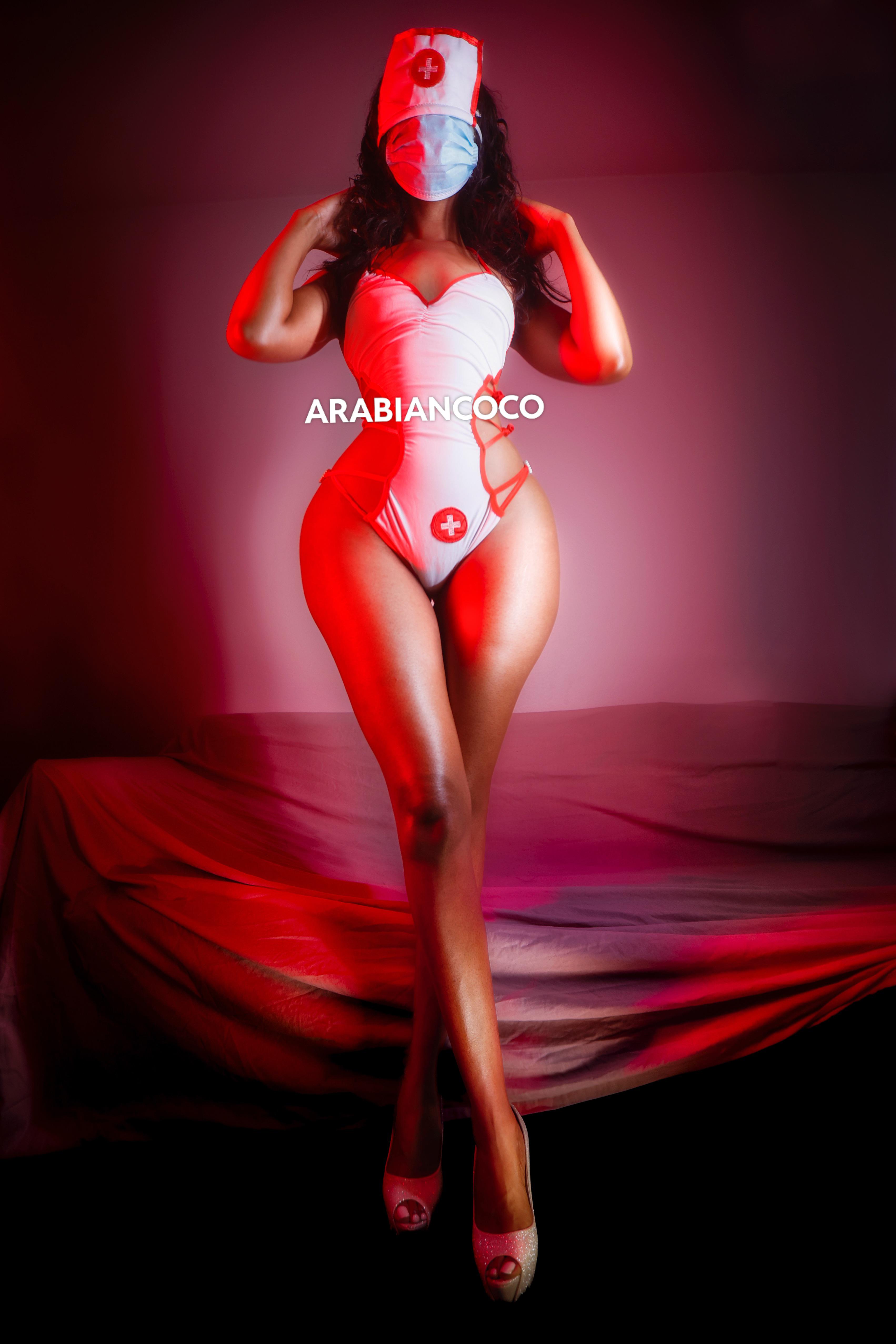 If this photo makes your temperature rise, I’m here to take care of you. | Scrolller