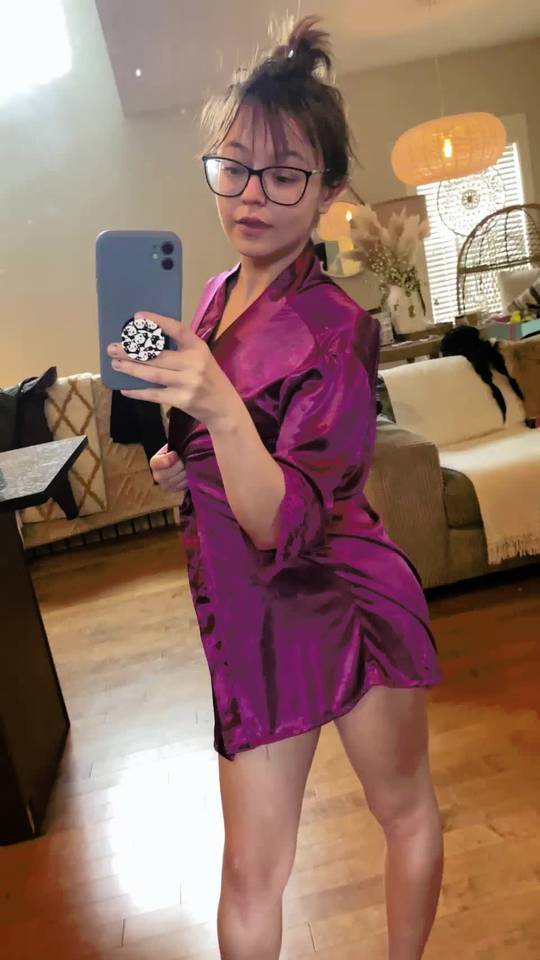 Be honest, would you be satisfied with my tiny body? | Scrolller