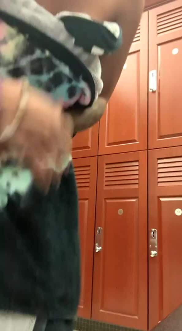 I'm always extremely horny after a workout. | Scrolller