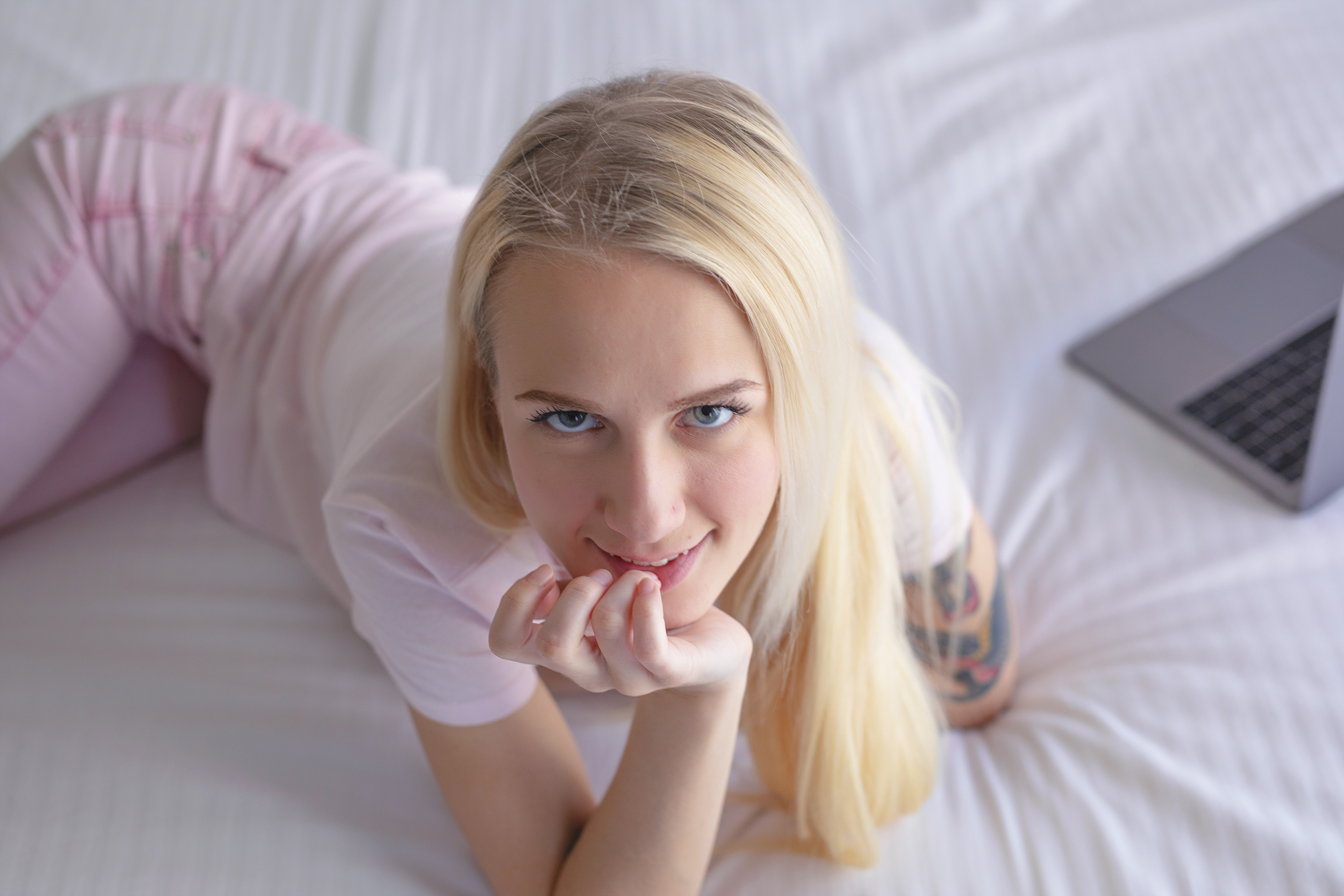 I'm hungry ^^ | Scrolller