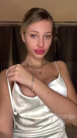 I'm waiting for your visit | Scrolller