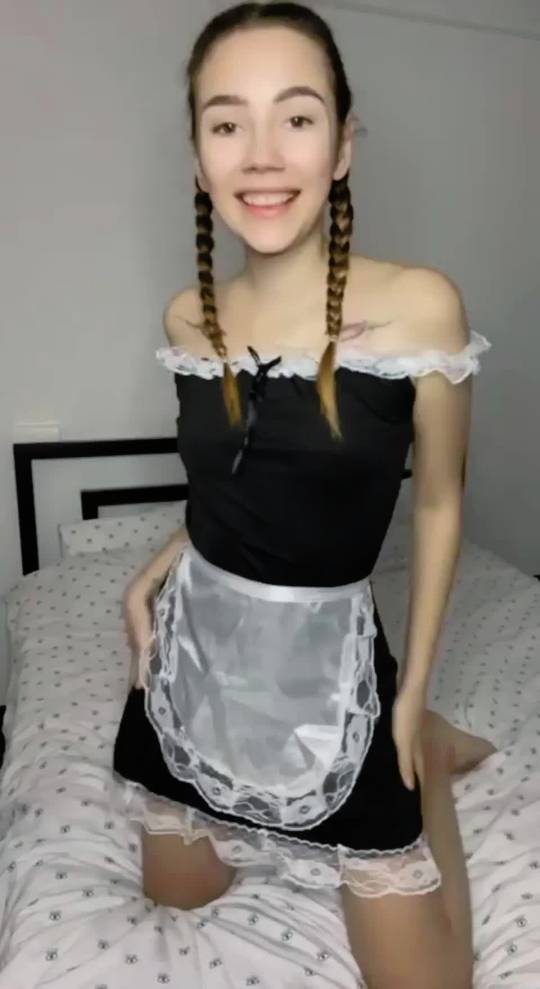 I'm your mini legal slut 💕 | Scrolller