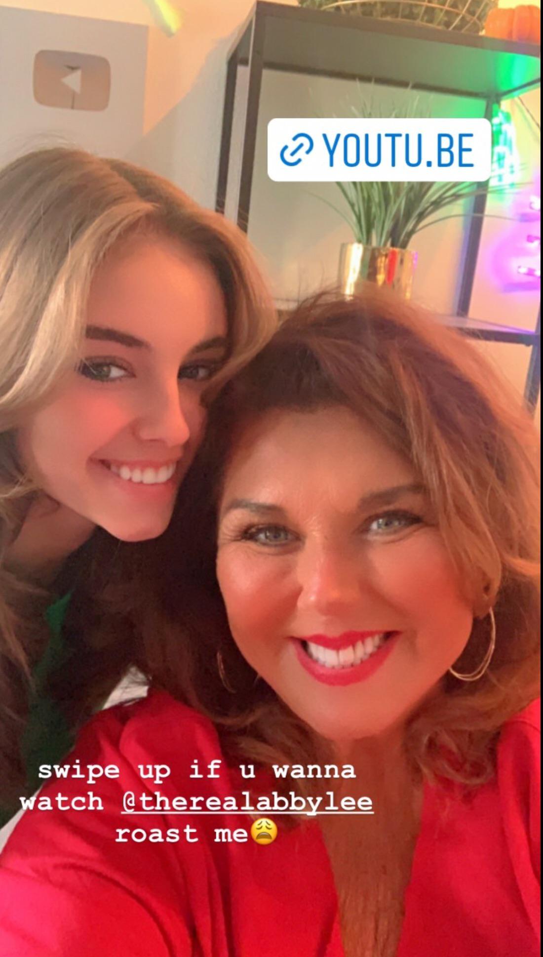 Instagram Story | Scrolller