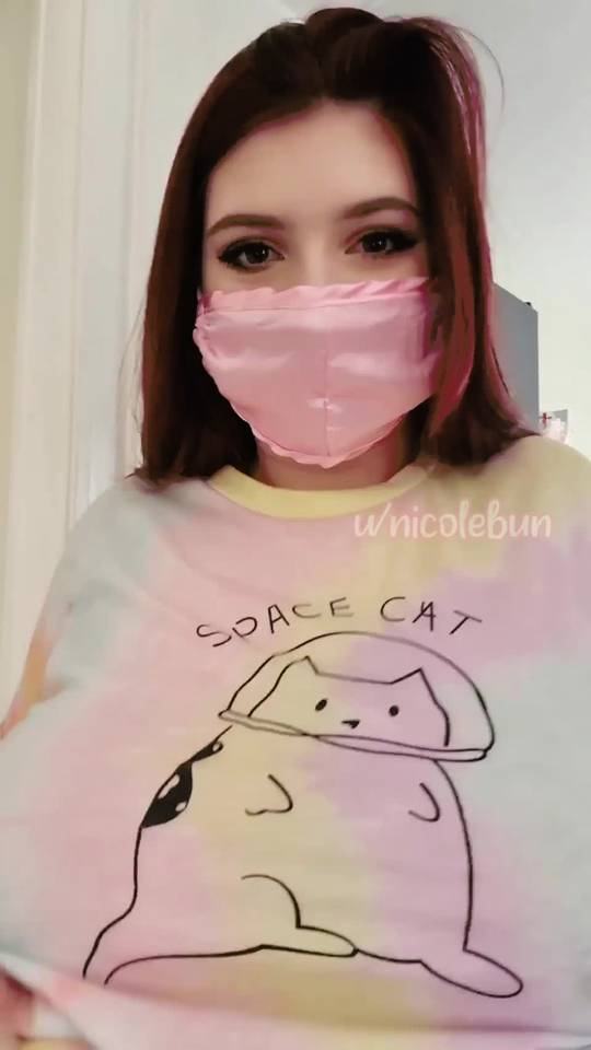 IS THAT A MF SPACE CAT?! Oh Wait No It's Just Titties | Scrolller