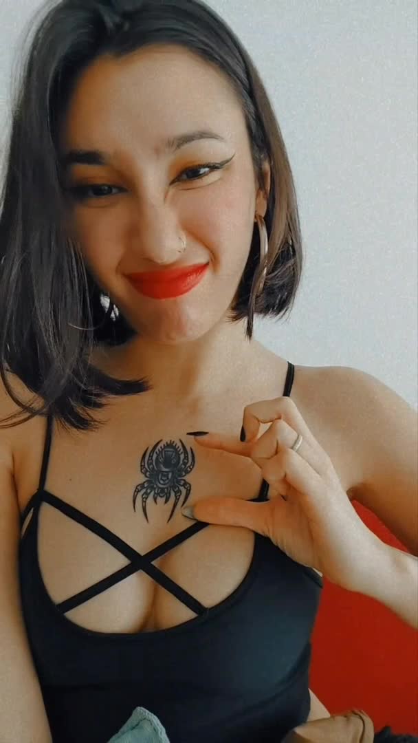 is that tiny? for real? haha that's sooo pathetic | Scrolller