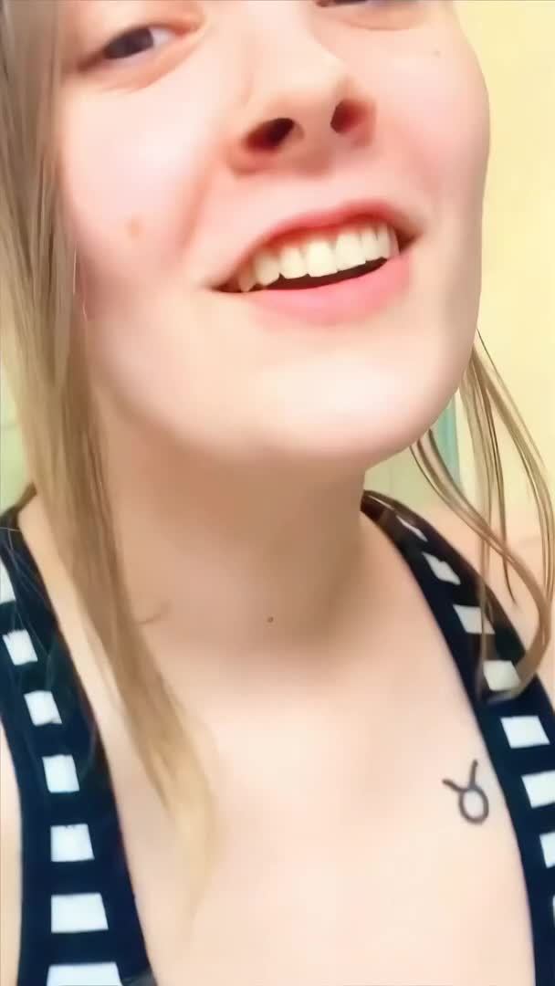 It needs something… | Scrolller