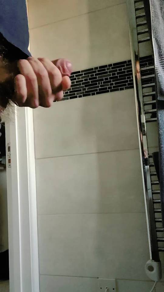 I thought it'd be rude not to take advantage of this morning's wood | Scrolller