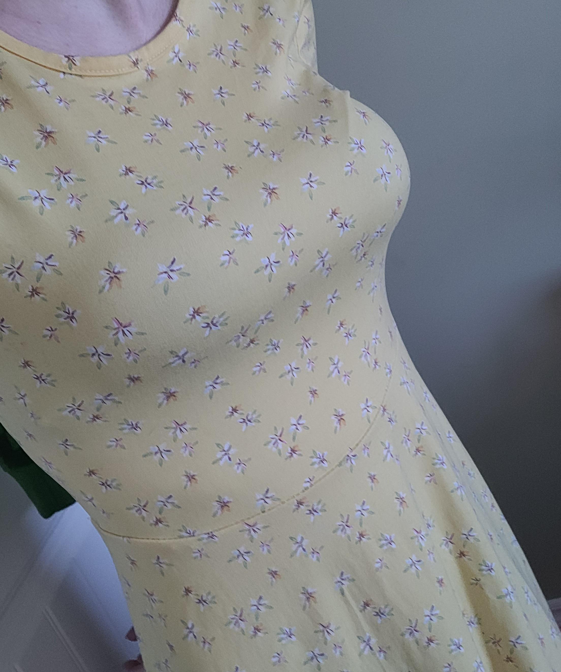 it's getting warmer out ☺️ | Scrolller