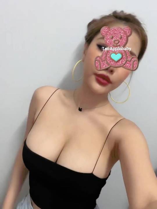 I've been told I'm a Korean goddess with God tier melons. Is this true? 🍈😛 | Scrolller