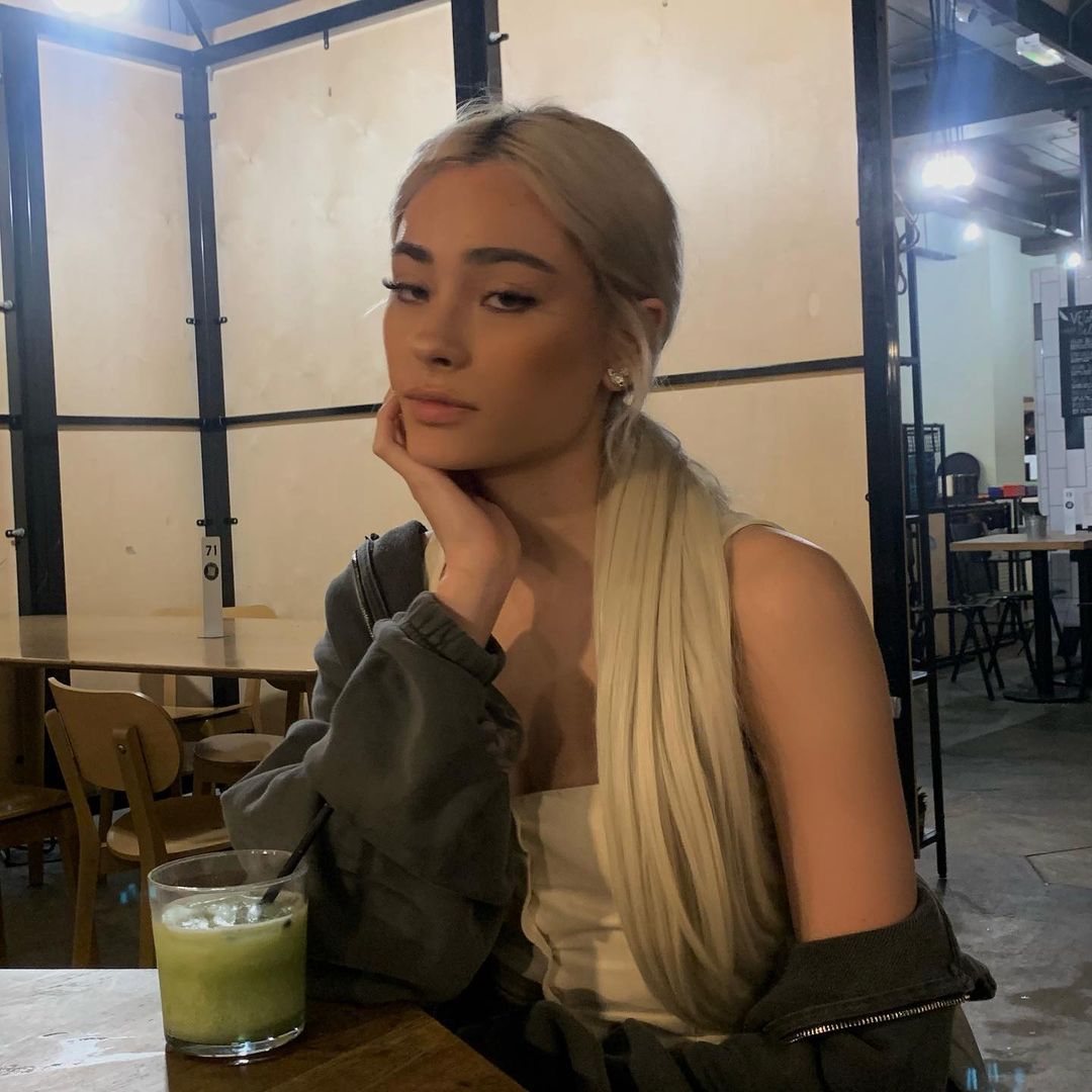 Japanese x British | Scrolller