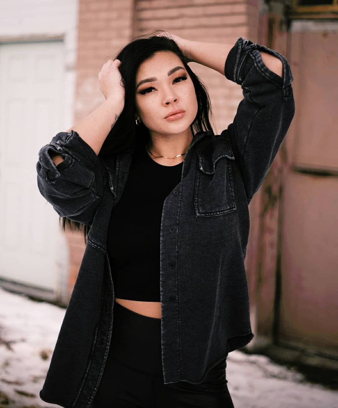 Jenn Burnham | Scrolller